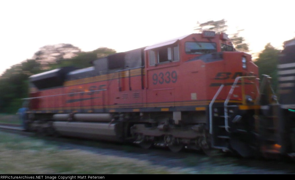 BNSF 9339